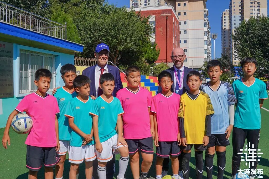 Praise for the Football City! FISU President Leonz Eder and His ...